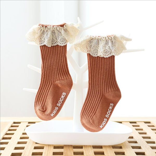 Ruffle Eyelet Socks - Meadow Ivy